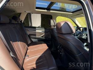 Brūns BMW X5 2013 Rīga, ar dzinēja tilpumu 3.00 L un nobraukumu 235 tūkst. km par 16990 €, foto 14 vietnē AUTOMOTO.COM.LV