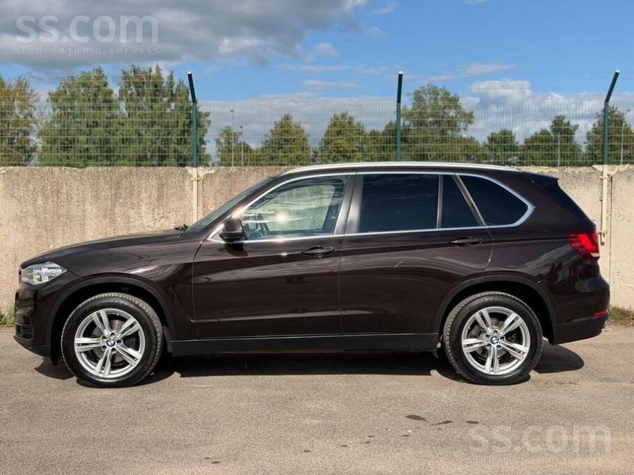 Brown BMW X5 2013 in Ogre, with an engine capacity of 3.00 L and mileage of 250 thousand km for 17500 €, photo 5 on AUTOMOTO.COM.LV