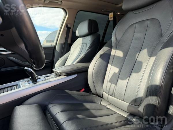 Brown BMW X5 2013 in Ogre, with an engine capacity of 3.00 L and mileage of 250 thousand km for 17500 €, photo 9 on AUTOMOTO.COM.LV