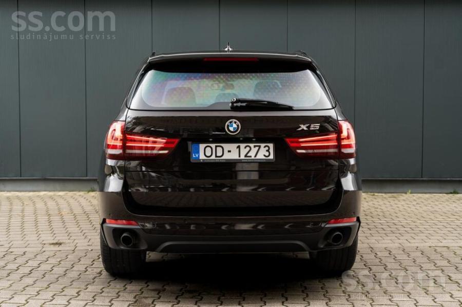 Brown BMW X5 2013 in Riga, with an engine capacity of 3.00 L and mileage of 249 thousand km for 16000 €, photo 6 on AUTOMOTO.COM.LV