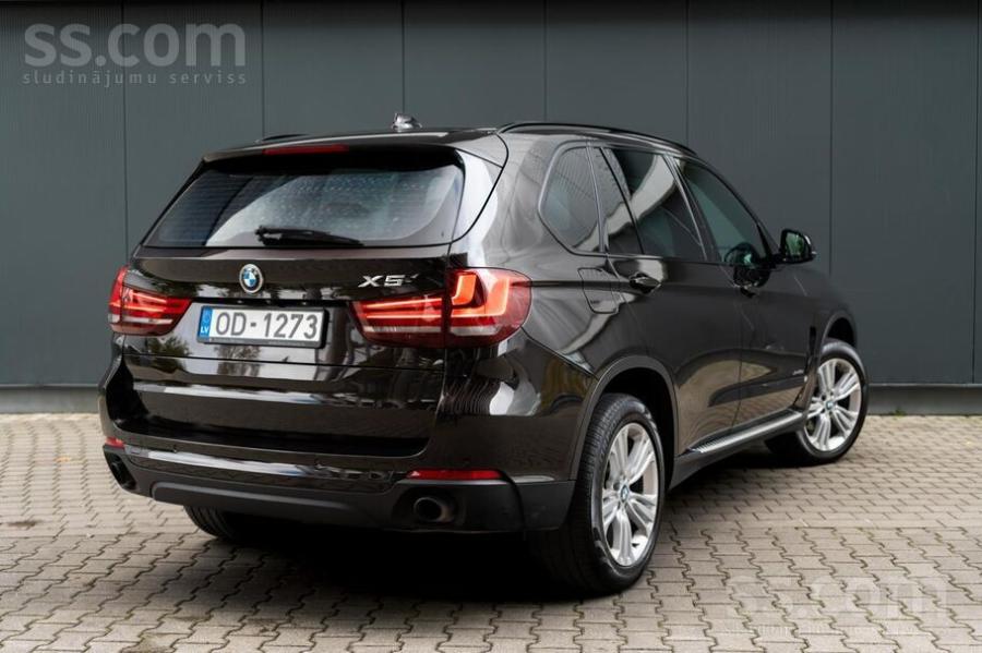 Brown BMW X5 2013 in Riga, with an engine capacity of 3.00 L and mileage of 249 thousand km for 16000 €, photo 7 on AUTOMOTO.COM.LV