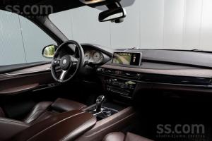 Brown BMW X5 2013 in Riga, with an engine capacity of 3.00 L and mileage of 249 thousand km for 16000 €, photo 12 on AUTOMOTO.COM.LV