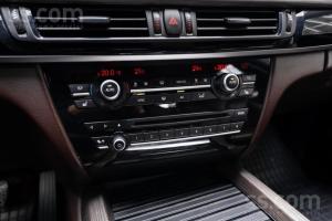 Brown BMW X5 2013 in Riga, with an engine capacity of 3.00 L and mileage of 249 thousand km for 16000 €, photo 22 on AUTOMOTO.COM.LV