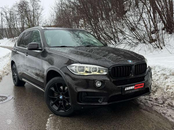 Brūns BMW X5 2014 Viļņa, ar dzinēja tilpumu 2.99 L un nobraukumu 290 tūkst. km par 18690 €, foto 1 vietnē AUTOMOTO.COM.LV