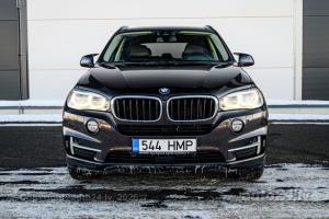 Brown BMW X5 2014 in Parnu, with an engine capacity of 3.00 L and mileage of 249 thousand km for 19900 €, photo 2 on AUTOMOTO.COM.LV