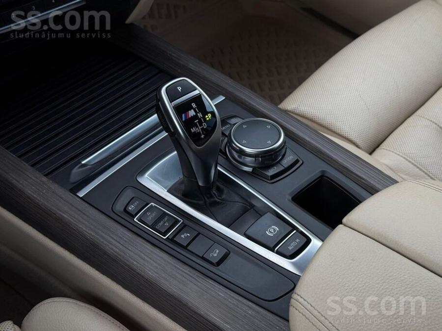 Brūns BMW X5 2014 Rīga, ar dzinēja tilpumu 3.00 L un nobraukumu 0 tūkst. km par 16990 €, foto 29 vietnē AUTOMOTO.COM.LV
