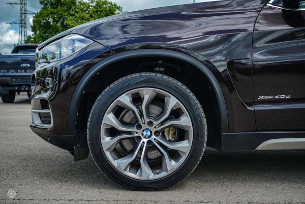 Brown BMW X5 2014 in Marijampole, with an engine capacity of 2.99 L and mileage of 190 thousand km for 18950 €, photo 6 on AUTOMOTO.COM.LV