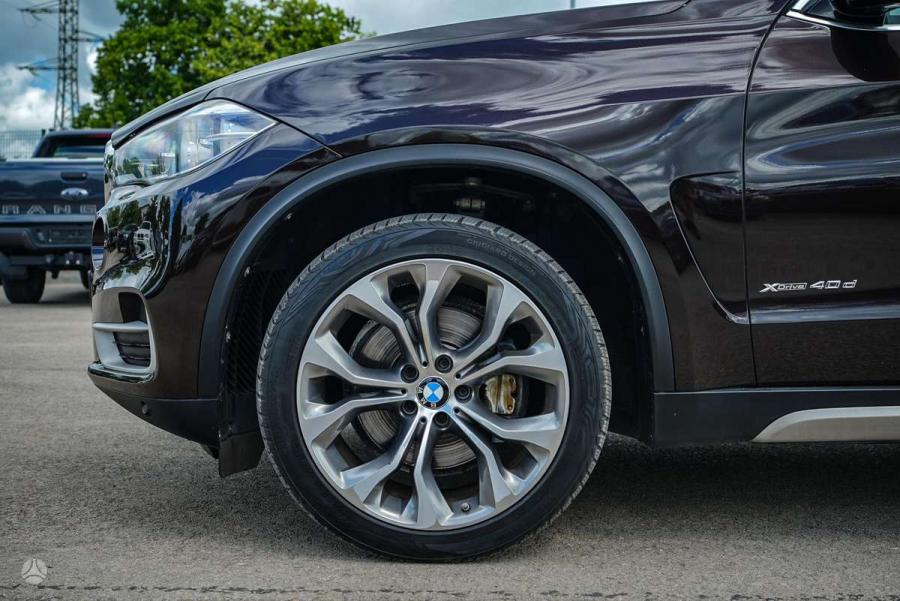 Brown BMW X5 2014 in Marijampole, with an engine capacity of 2.99 L and mileage of 190 thousand km for 18950 €, photo 7 on AUTOMOTO.COM.LV