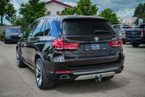 Brown BMW X5 2014 in Marijampole, with an engine capacity of 2.99 L and mileage of 190 thousand km for 18950 €, photo 10 on AUTOMOTO.COM.LV