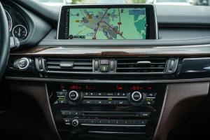 Brown BMW X5 2014 in Marijampole, with an engine capacity of 2.99 L and mileage of 190 thousand km for 18950 €, photo 20 on AUTOMOTO.COM.LV