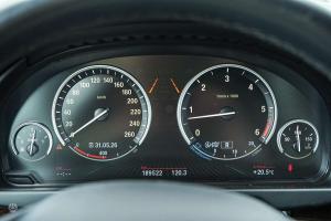 Brown BMW X5 2014 in Marijampole, with an engine capacity of 2.99 L and mileage of 190 thousand km for 18950 €, photo 24 on AUTOMOTO.COM.LV