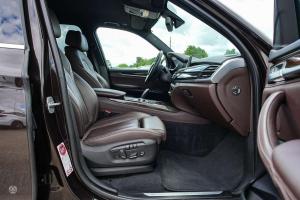 Brown BMW X5 2014 in Marijampole, with an engine capacity of 2.99 L and mileage of 190 thousand km for 18950 €, photo 38 on AUTOMOTO.COM.LV