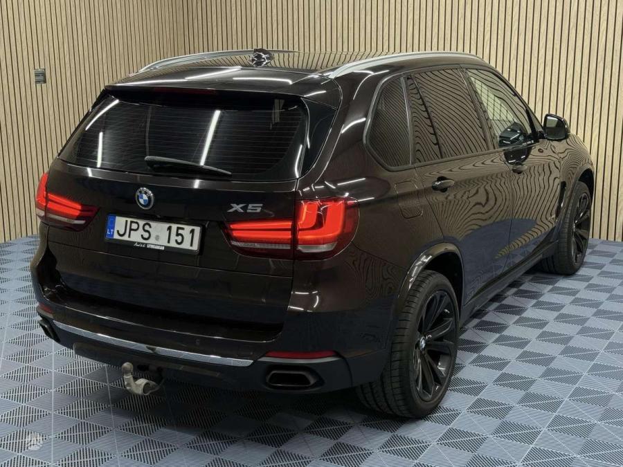Brūns BMW X5 2014 Marijampole, ar dzinēja tilpumu 2.99 L un nobraukumu 338 tūkst. km par 15750 €, foto 13 vietnē AUTOMOTO.COM.LV