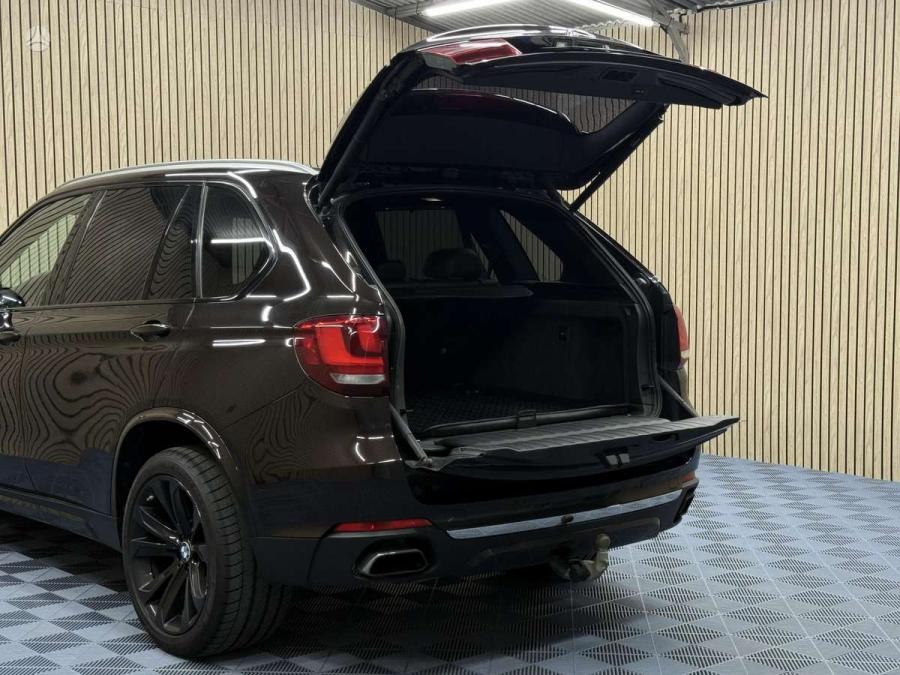 Brūns BMW X5 2014 Marijampole, ar dzinēja tilpumu 2.99 L un nobraukumu 338 tūkst. km par 15750 €, foto 14 vietnē AUTOMOTO.COM.LV