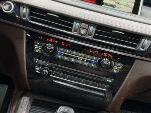 Brūns BMW X5 2014 Marijampole, ar dzinēja tilpumu 2.99 L un nobraukumu 338 tūkst. km par 15750 €, foto 36 vietnē AUTOMOTO.COM.LV