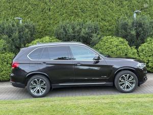 Brown BMW X5 2014 in Vilnius, with an engine capacity of 2.98 L and mileage of 252 thousand km for 14850 €, photo 5 on AUTOMOTO.COM.LV