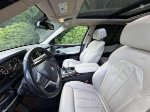 Brown BMW X5 2014 in Vilnius, with an engine capacity of 2.98 L and mileage of 252 thousand km for 14850 €, photo 13 on AUTOMOTO.COM.LV
