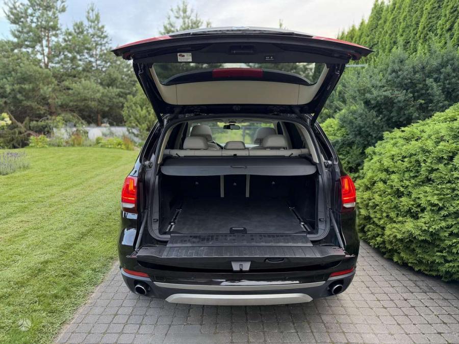 Brown BMW X5 2014 in Vilnius, with an engine capacity of 2.98 L and mileage of 252 thousand km for 14850 €, photo 21 on AUTOMOTO.COM.LV