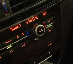 Brūns BMW X5 2014 Marijampole, ar dzinēja tilpumu 2.99 L un nobraukumu 221 tūkst. km par 16650 €, foto 11 vietnē AUTOMOTO.COM.LV