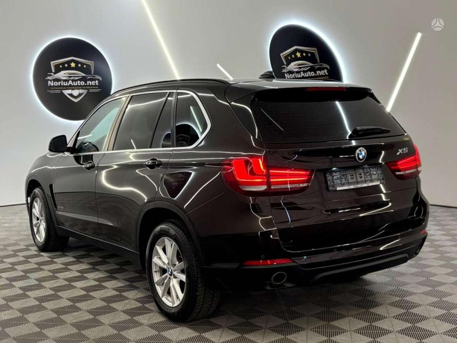 Brūns BMW X5 2014 Marijampole, ar dzinēja tilpumu 2.99 L un nobraukumu 221 tūkst. km par 16650 €, foto 32 vietnē AUTOMOTO.COM.LV