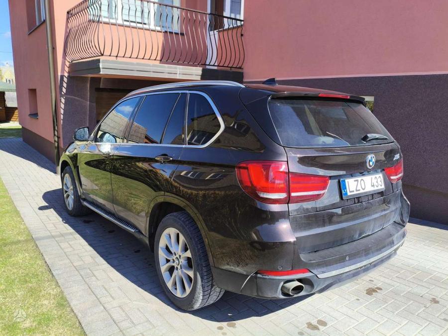 Brūns BMW X5 2014 Kuršėnai, ar dzinēja tilpumu 2.98 L un nobraukumu 195 tūkst. km par 11000 €, foto 3 vietnē AUTOMOTO.COM.LV