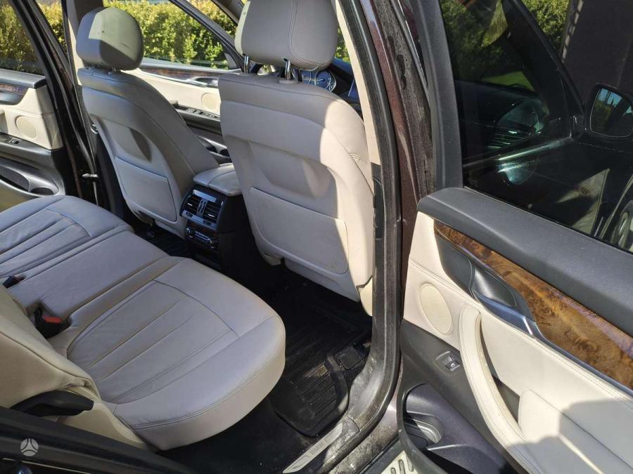 Brūns BMW X5 2014 Kuršėnai, ar dzinēja tilpumu 2.98 L un nobraukumu 195 tūkst. km par 11000 €, foto 6 vietnē AUTOMOTO.COM.LV