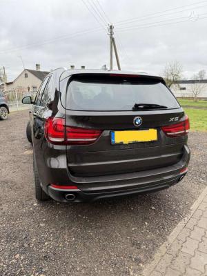Brown BMW X5 2015 in Vilnius, with an engine capacity of 3.00 L and mileage of 313 thousand km for 13600 €, photo 4 on AUTOMOTO.COM.LV