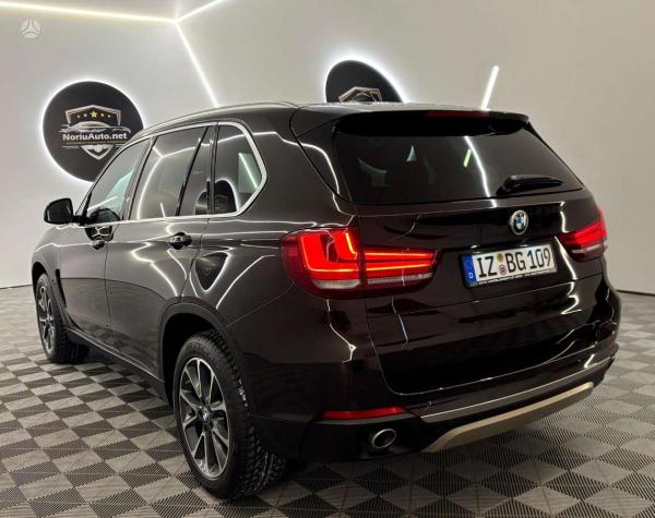 Brūns BMW X5 2015 Marijampole, ar dzinēja tilpumu 2.99 L un nobraukumu 290 tūkst. km par 17650 €, foto 9 vietnē AUTOMOTO.COM.LV