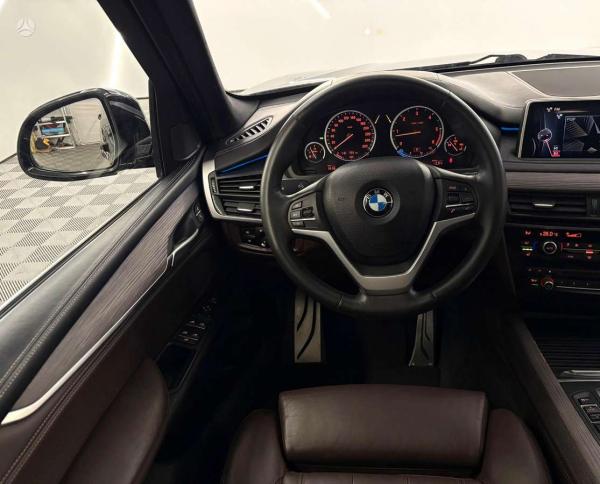 Brūns BMW X5 2015 Marijampole, ar dzinēja tilpumu 2.99 L un nobraukumu 290 tūkst. km par 17650 €, foto 7 vietnē AUTOMOTO.COM.LV