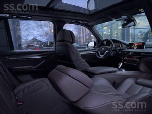 Brūns BMW X5 2015 Rīga, ar dzinēja tilpumu 3.00 L un nobraukumu 248 tūkst. km par 19850 €, foto 8 vietnē AUTOMOTO.COM.LV