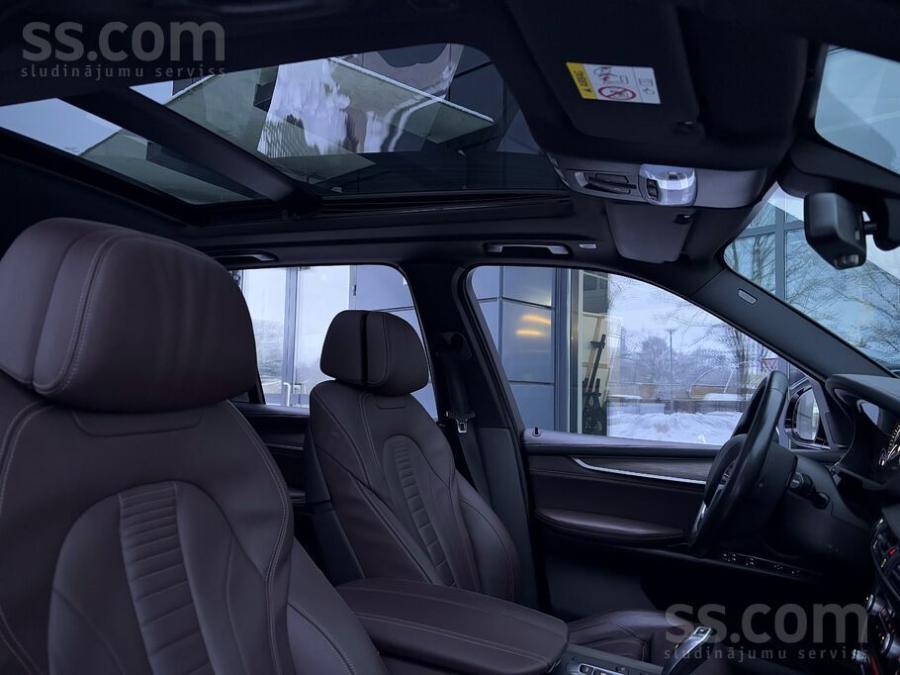 Brūns BMW X5 2015 Rīga, ar dzinēja tilpumu 3.00 L un nobraukumu 248 tūkst. km par 19850 €, foto 11 vietnē AUTOMOTO.COM.LV