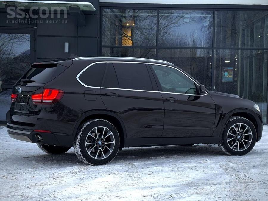 Brūns BMW X5 2015 Rīga, ar dzinēja tilpumu 3.00 L un nobraukumu 248 tūkst. km par 19850 €, foto 32 vietnē AUTOMOTO.COM.LV