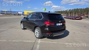 Brown BMW X5 2015 in Riga, with an engine capacity of 3.00 L and mileage of 250 thousand km for 21500 €, photo 3 on AUTOMOTO.COM.LV