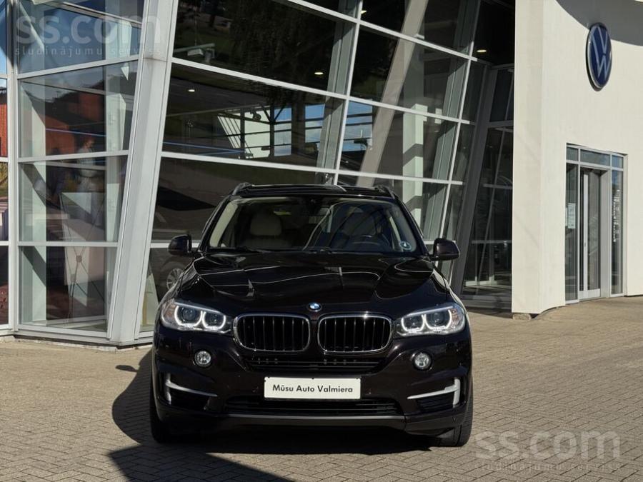 Brūns BMW X5 2015 Valmiera, ar dzinēja tilpumu 2.80 L un nobraukumu 281 tūkst. km par 18800 €, foto 3 vietnē AUTOMOTO.COM.LV