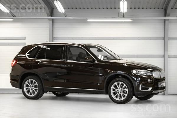 Brown BMW X5 2015 in Tukums, with an engine capacity of 3.00 L and mileage of 0 thousand km for 18777 €, photo 5 on AUTOMOTO.COM.LV
