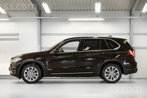 Brūns BMW X5 2015 Tukums, ar dzinēja tilpumu 3.00 L un nobraukumu 0 tūkst. km par 18777 €, foto 8 vietnē AUTOMOTO.COM.LV