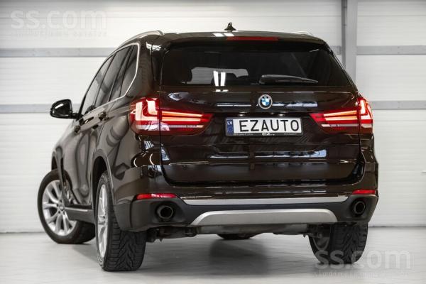 Brown BMW X5 2015 in Tukums, with an engine capacity of 3.00 L and mileage of 0 thousand km for 18777 €, photo 9 on AUTOMOTO.COM.LV