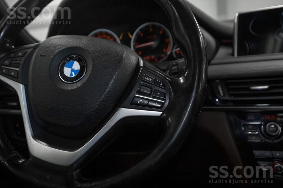 Brūns BMW X5 2015 Tukums, ar dzinēja tilpumu 3.00 L un nobraukumu 0 tūkst. km par 18777 €, foto 25 vietnē AUTOMOTO.COM.LV