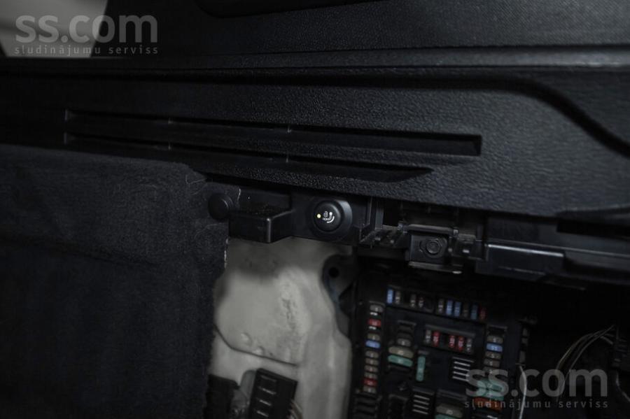 Brūns BMW X5 2015 Tukums, ar dzinēja tilpumu 3.00 L un nobraukumu 0 tūkst. km par 18777 €, foto 34 vietnē AUTOMOTO.COM.LV