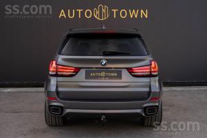 Brown BMW X5 2015 in Riga, with an engine capacity of 3.00 L and mileage of 237 thousand km for 21990 €, photo 10 on AUTOMOTO.COM.LV