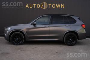 Brown BMW X5 2015 in Riga, with an engine capacity of 3.00 L and mileage of 237 thousand km for 21990 €, photo 12 on AUTOMOTO.COM.LV