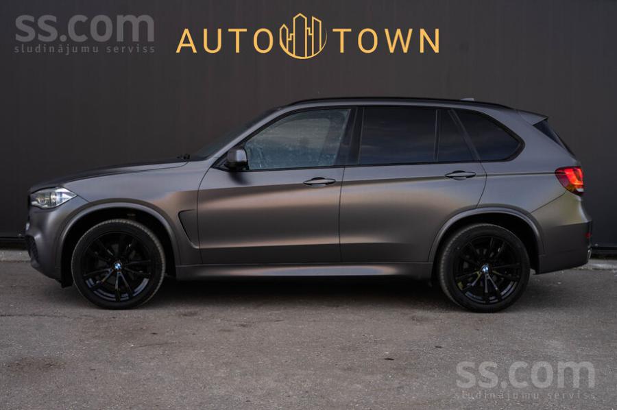 Brown BMW X5 2015 in Riga, with an engine capacity of 3.00 L and mileage of 237 thousand km for 21990 €, photo 12 on AUTOMOTO.COM.LV