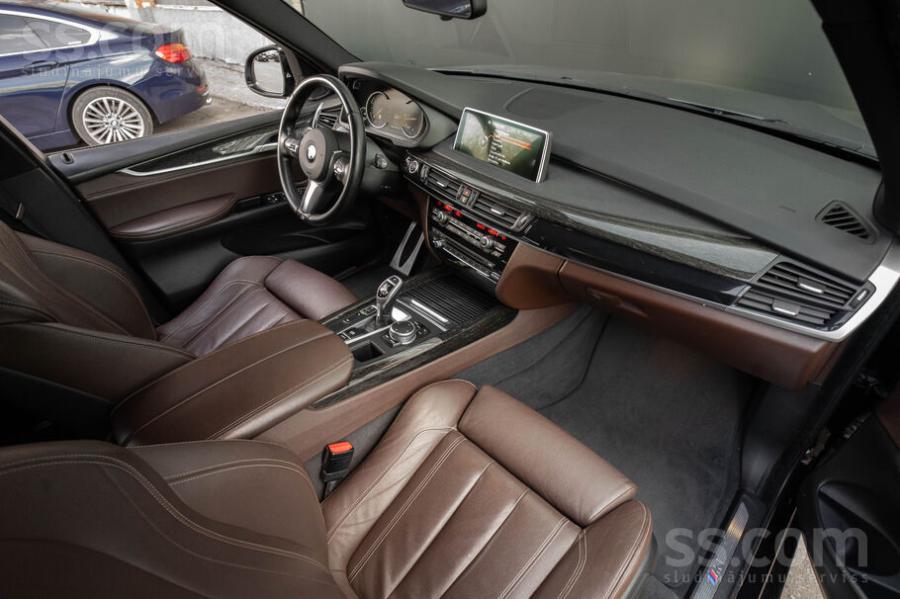 Brown BMW X5 2015 in Riga, with an engine capacity of 3.00 L and mileage of 237 thousand km for 21990 €, photo 30 on AUTOMOTO.COM.LV