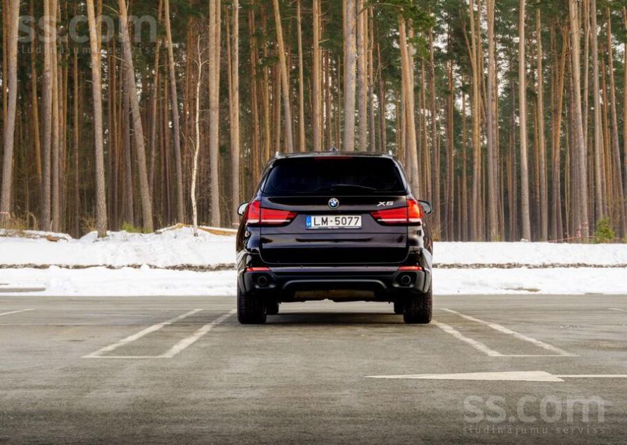 Brūns BMW X5 2015 Rīga, ar dzinēja tilpumu 3.00 L un nobraukumu 259 tūkst. km par 17490 €, foto 7 vietnē AUTOMOTO.COM.LV