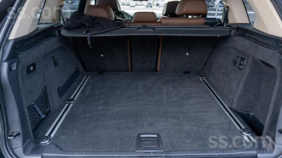 Brūns BMW X5 2015 Rīga, ar dzinēja tilpumu 3.00 L un nobraukumu 259 tūkst. km par 17490 €, foto 32 vietnē AUTOMOTO.COM.LV