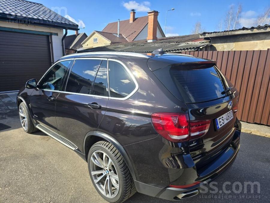 Brūns BMW X5 2015 Daugavpils, ar dzinēja tilpumu 3.00 L un nobraukumu 188 tūkst. km par 21500 €, foto 5 vietnē AUTOMOTO.COM.LV