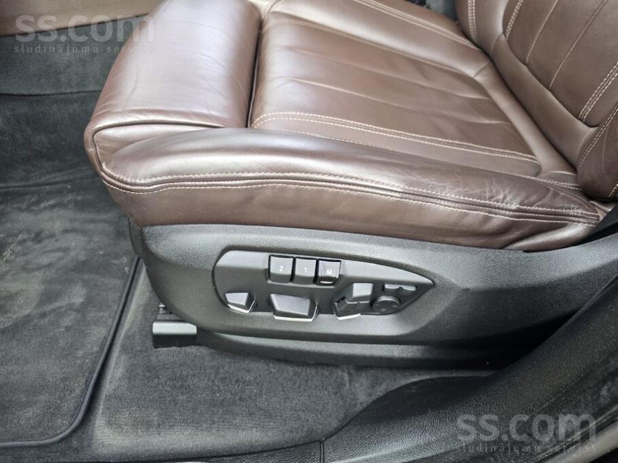 Brūns BMW X5 2015 Daugavpils, ar dzinēja tilpumu 3.00 L un nobraukumu 188 tūkst. km par 21500 €, foto 13 vietnē AUTOMOTO.COM.LV