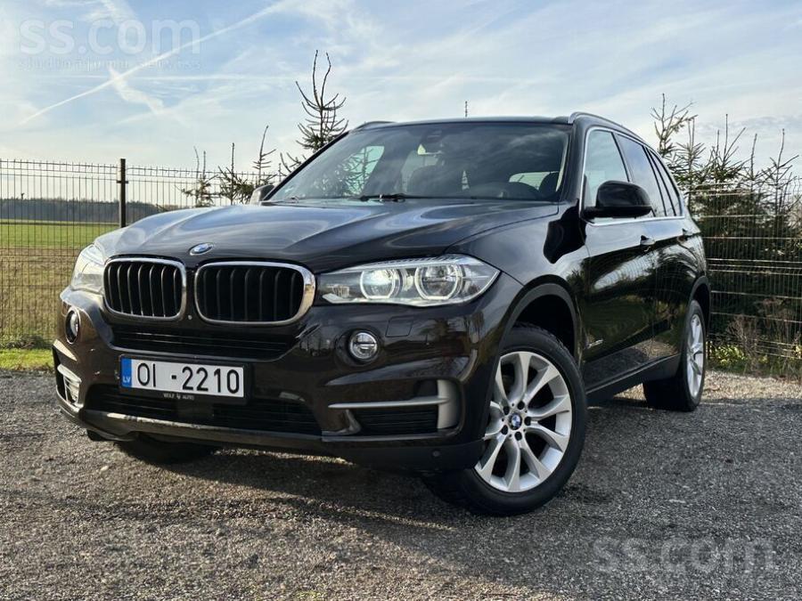 Brūns BMW X5 2015 Tukums, ar dzinēja tilpumu 3.00 L un nobraukumu 216 tūkst. km par 20990 €, foto 1 vietnē AUTOMOTO.COM.LV