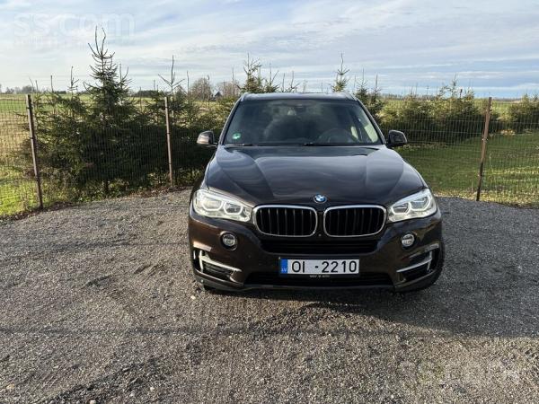 Brown BMW X5 2015 in Tukums, with an engine capacity of 3.00 L and mileage of 216 thousand km for 20990 €, photo 4 on AUTOMOTO.COM.LV