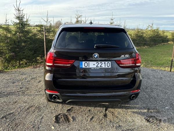 Brown BMW X5 2015 in Tukums, with an engine capacity of 3.00 L and mileage of 216 thousand km for 20990 €, photo 7 on AUTOMOTO.COM.LV
